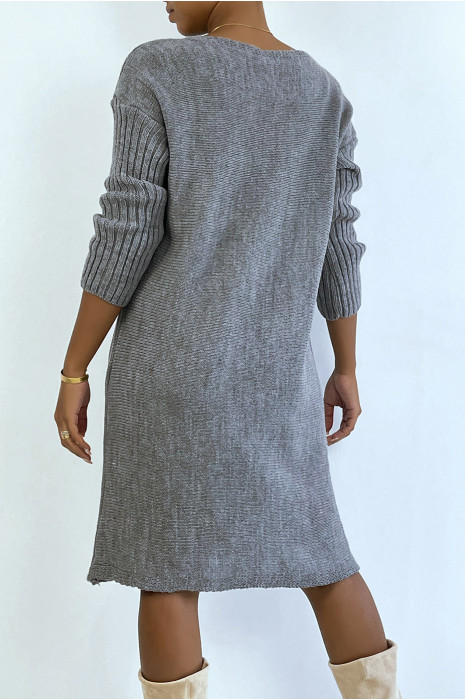 Longue robe pull grise composé de laine et de mohair