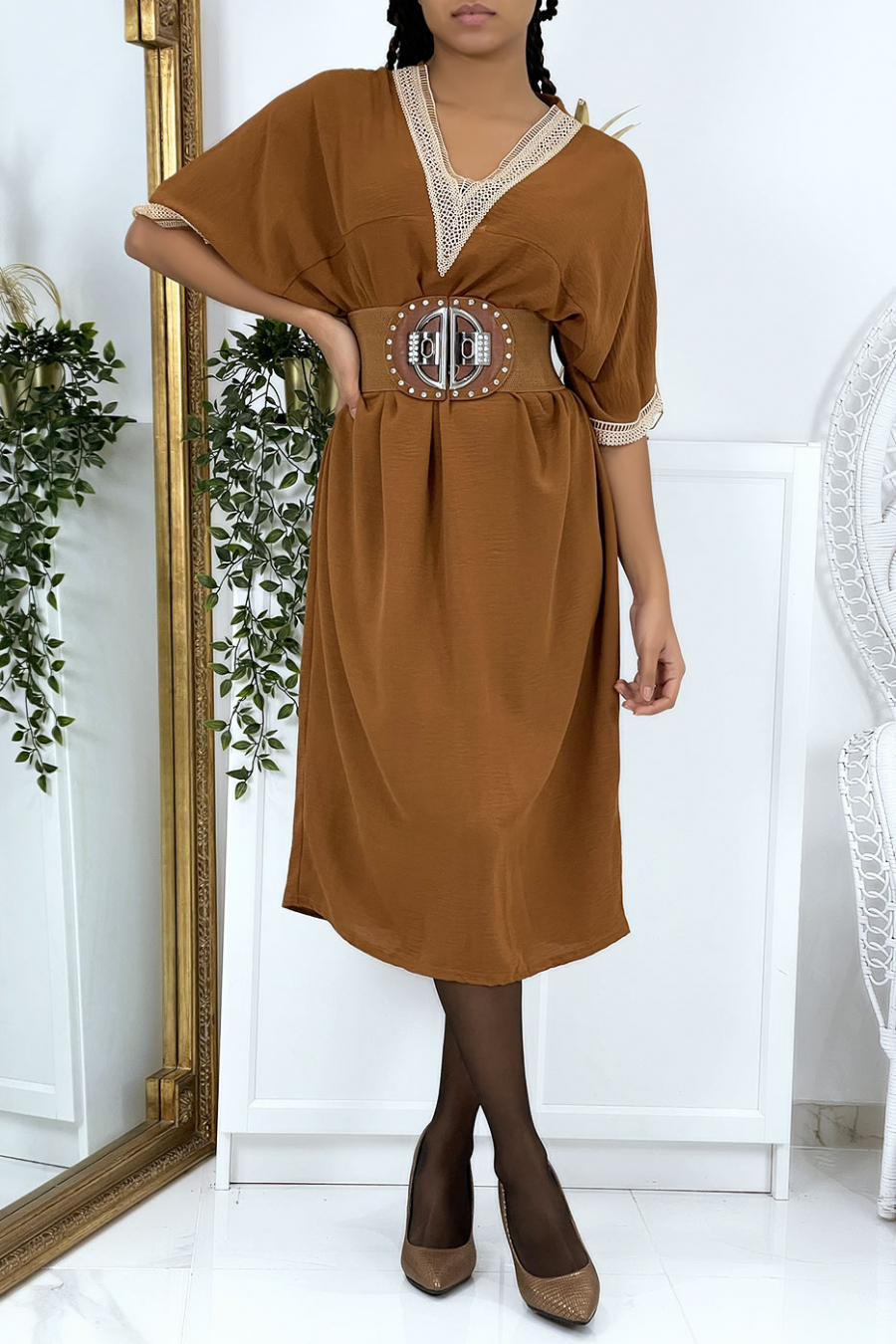 Robe tunique over size marron vol V avec dentelle