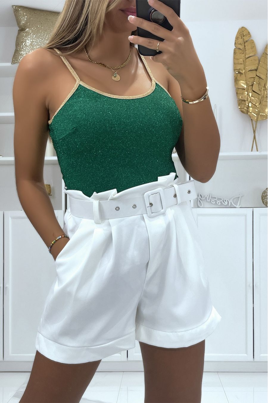 Body vert pailleté à jolie bretelles dorée et col rond, doublé à l ...